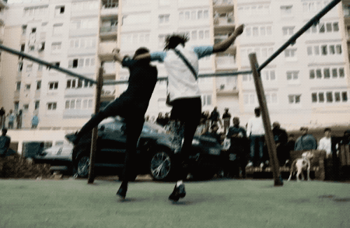 100 Blaze et Koba LaD embrassent leurs origines dans "Binks" | WAVE®