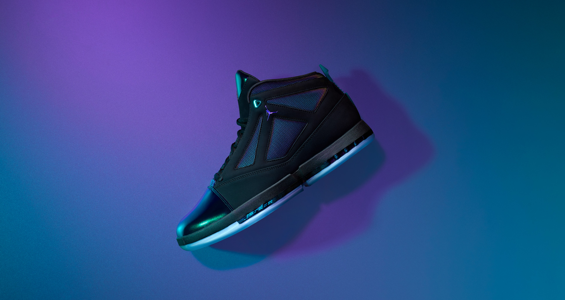 Une nouvelle Air Jordan 16 CEO "Boardroom" aux couleurs des Charlotte ...