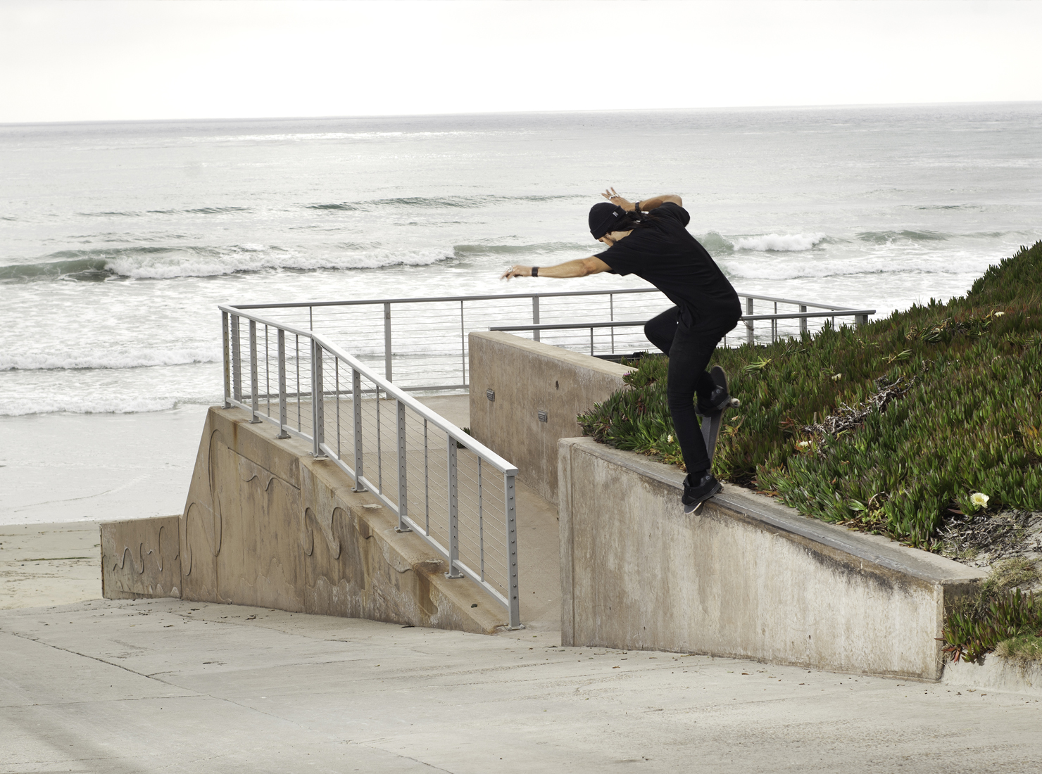 Corey Duffel revient dans une nouvelle vidéo pour le magazine Thrasher ...