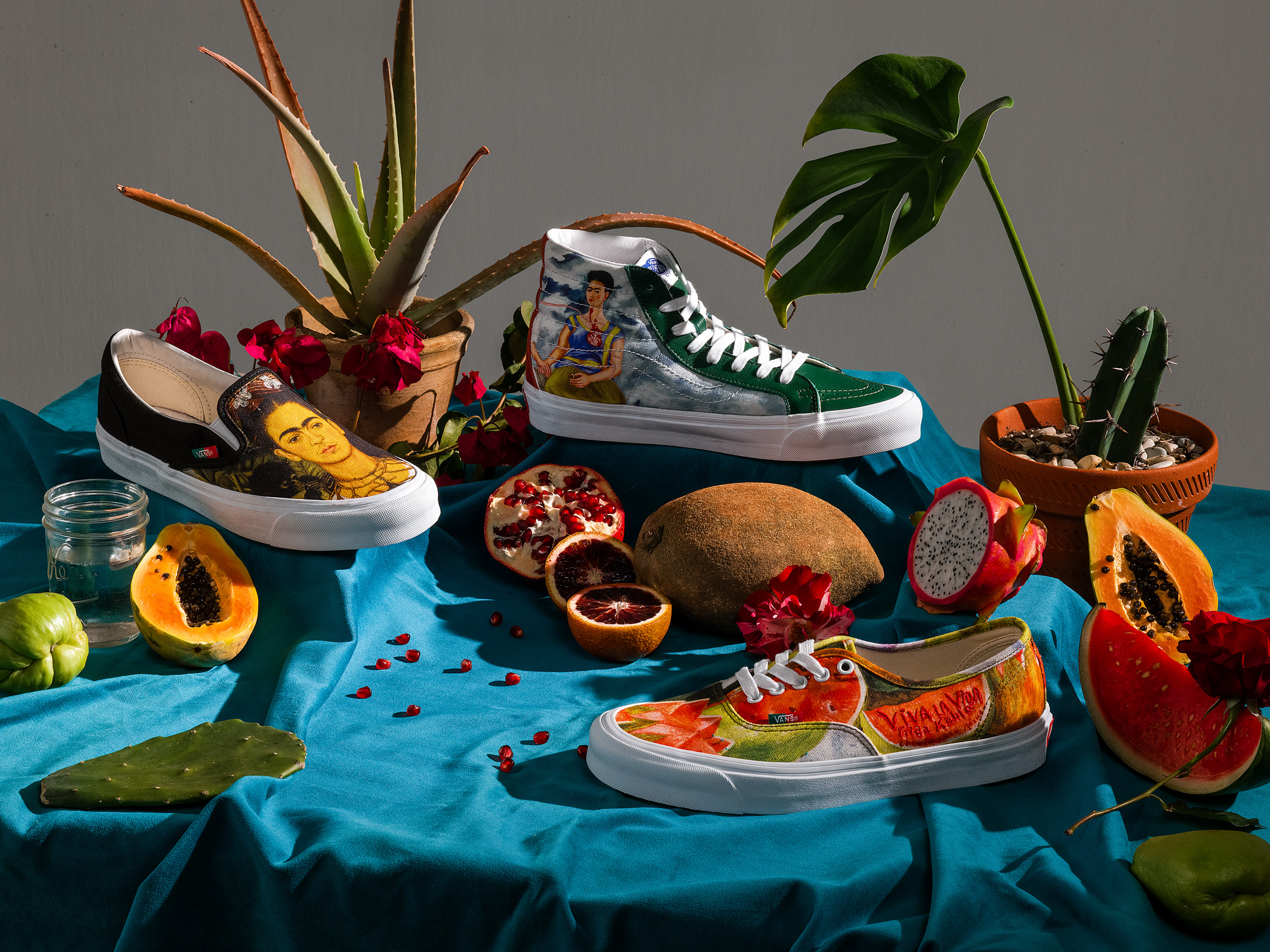 Une capsule Vans x Frida Kahlo reprend les visuels des oeuvres de l ...
