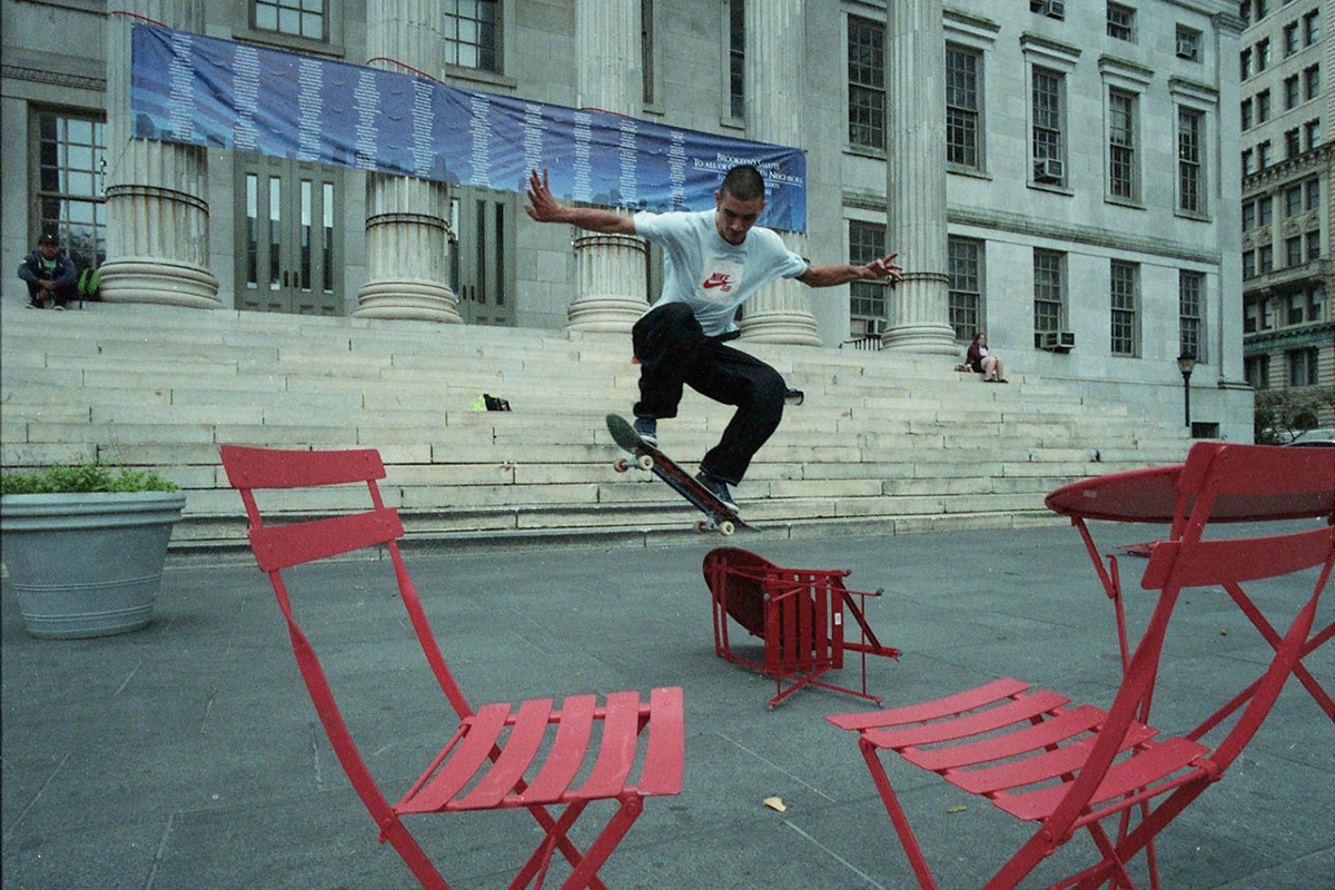 Deedz et Nike SB partent skater New York dans une mixtape - WAVE®