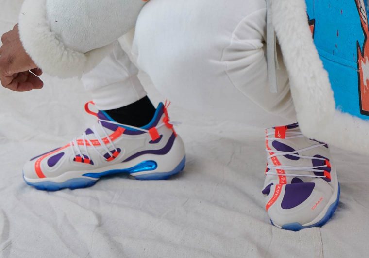 Swizz Beatz présente ses Reebok DMX Series 2000 - WAVE®
