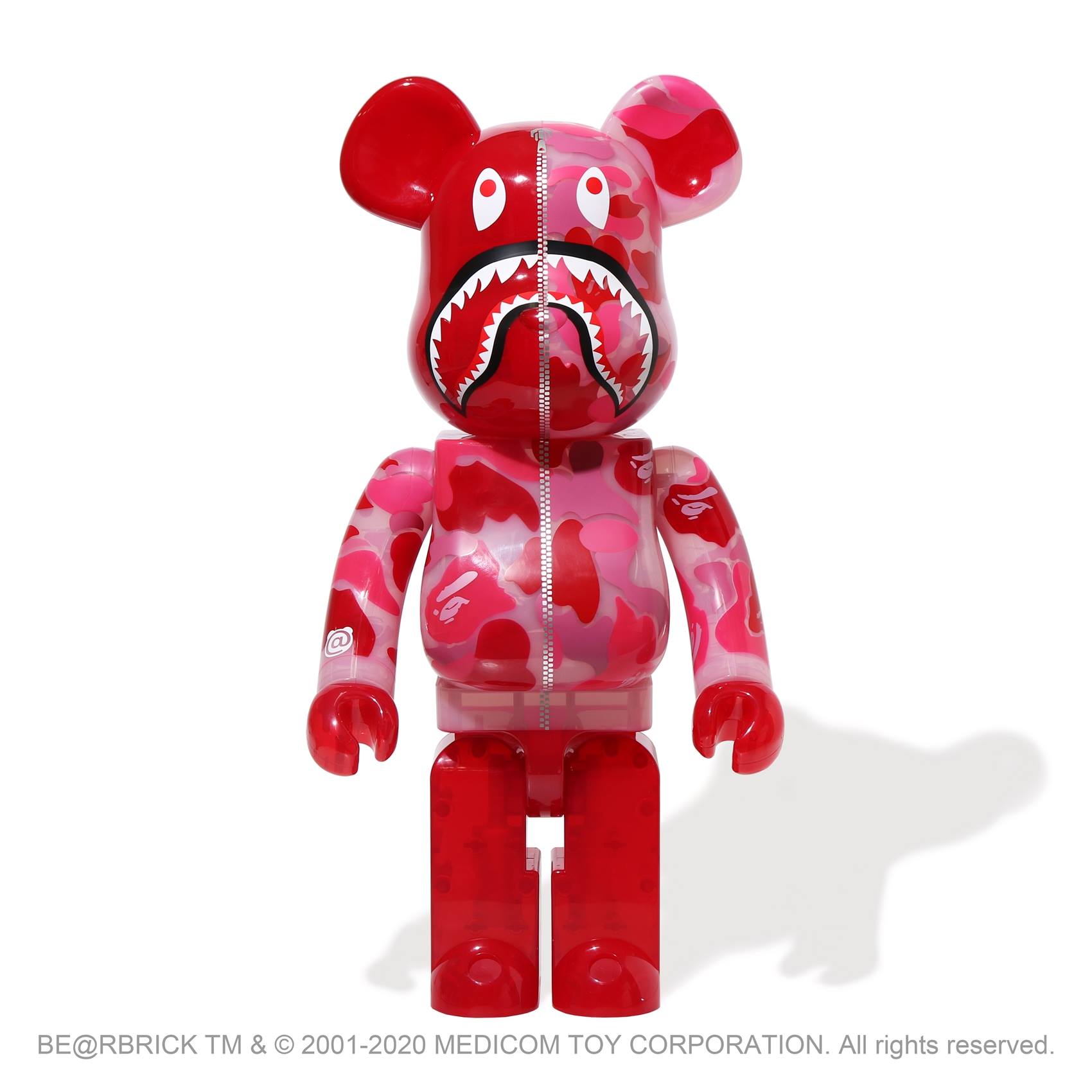 BAPE présente ses trois nouveaux Bearbrick