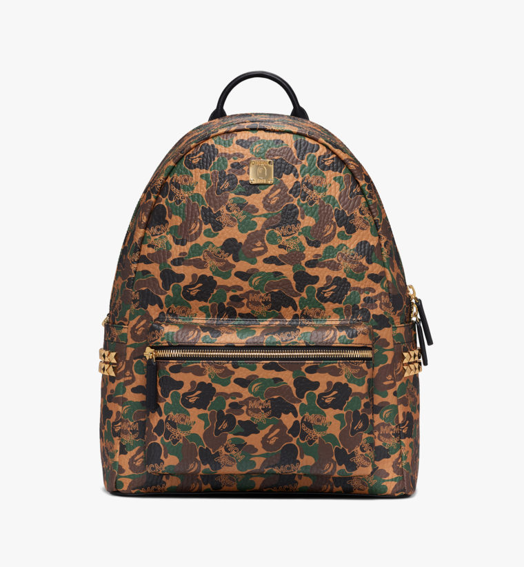 La capsule MCM x Bape associe une nouvelle fois le streetwear et le luxe