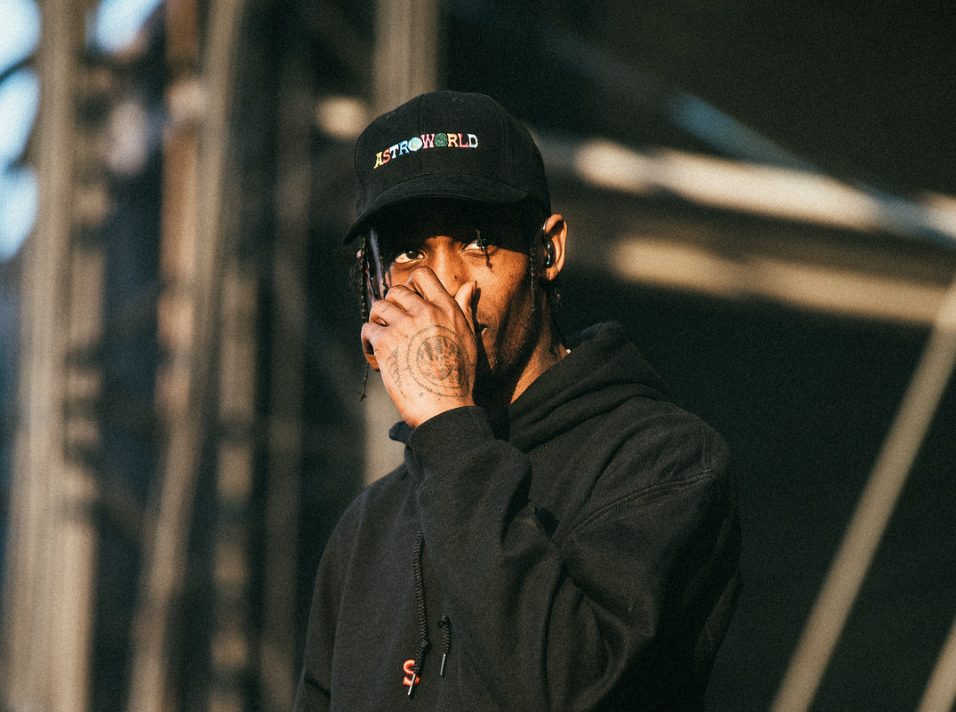 Le merch Astroworld de Travis Scott est disponible pendant 24 heures