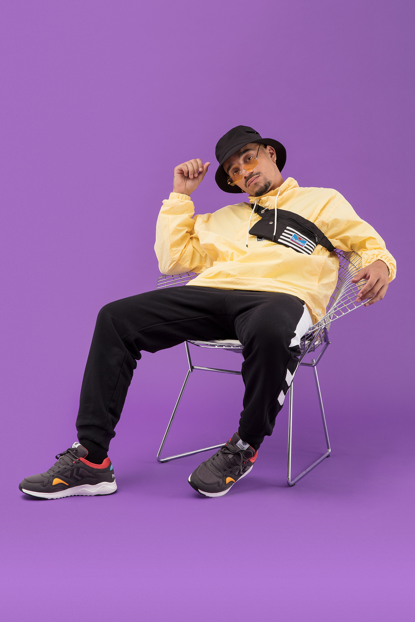 Mister V rejoint hummel qui dévoile le programme de leur collaboration