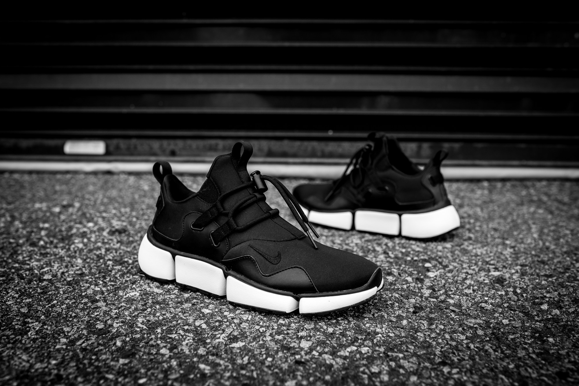 Nike Pocket Knife DM Black White | WAVE®